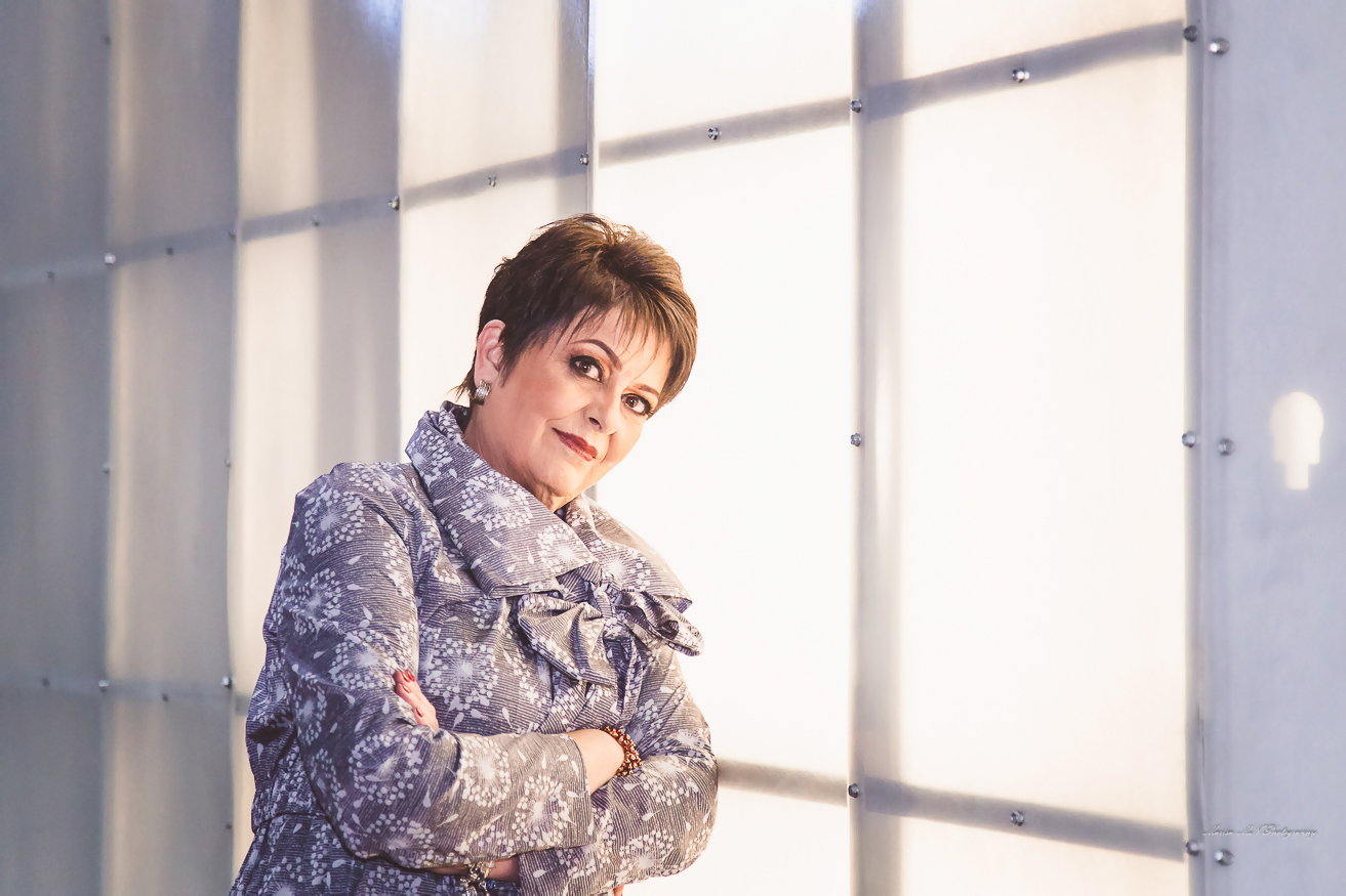 THE MANY SIDES OF SUSAN – Rochester Woman Online