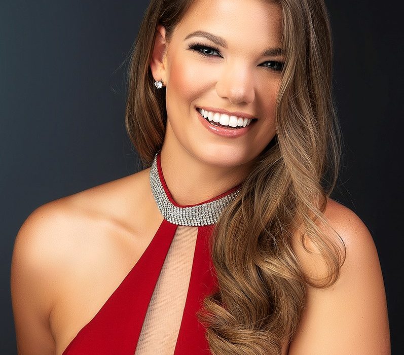 MISS NEW YORK FOR AMERICA : EMILY MAHANA – Rochester Woman Online
